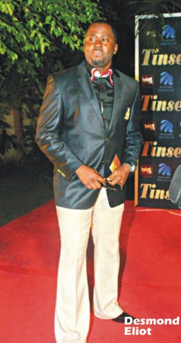 Groove for Tinsel cast - Vanguard News