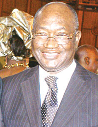 Mike Akhigbe plots talk-of-the-town wedding for son - Vanguard News