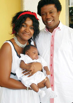 Goge Africa’s Moses, Nneka step out with baby boy - Vanguard News