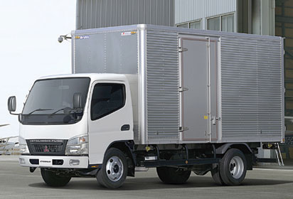 Mitsubishi Fuso Canter as light truck to watch