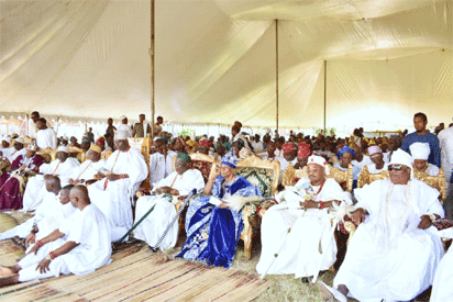 Ooni hosts Awori people, celebrates Olofin Ogunfunminire - Vanguard News