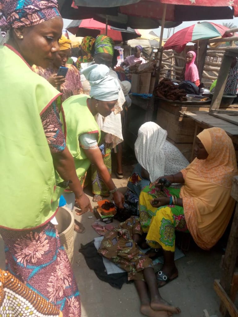 Photos: Foundation embarks on feeding and clothing of the poor in Lagos