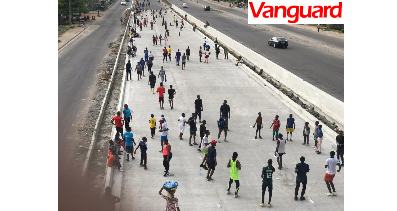 Lagosians on Gbagada expressway keeping fit amidst lockdown