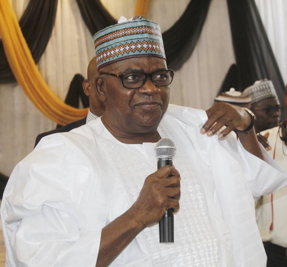 Sen. Goje launches solar borehole projects for 12 communities in Gombe