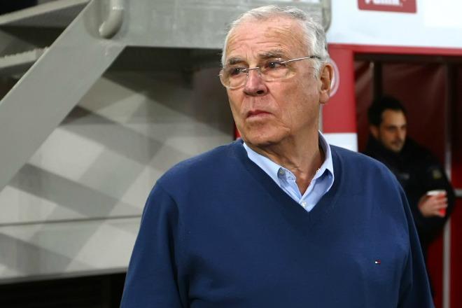 Legendary Olympiakos keeper Theodoridis dies aged 85 - Vanguard News